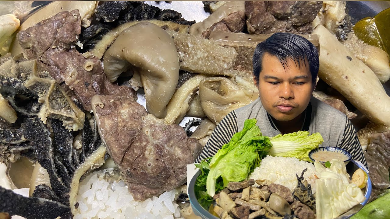 Eating tripe ox with sauce and fresh vegetable , sound eating food # ...