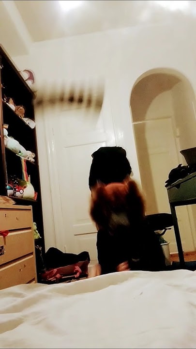 Sh0w m3 wh0 y0u 4re :3 - YouTube