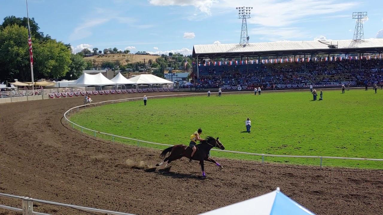 Pendleton Roundup 2019 Indian Relay Race Wed 9-11 - YouTube