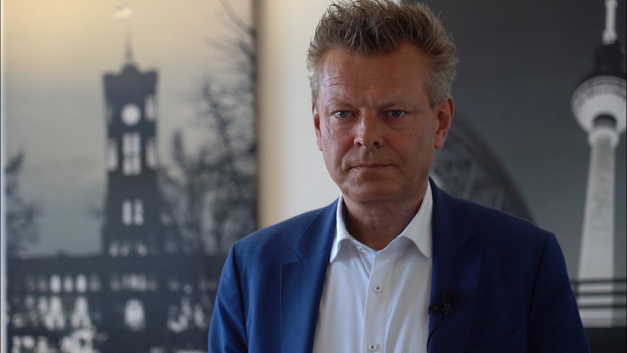 Reto Nause: Zusammen gegen häusliche Gewalt in der Nachbarschaft - YouTube