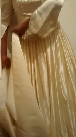 ripping wedding dress Satin Vintage - YouTube