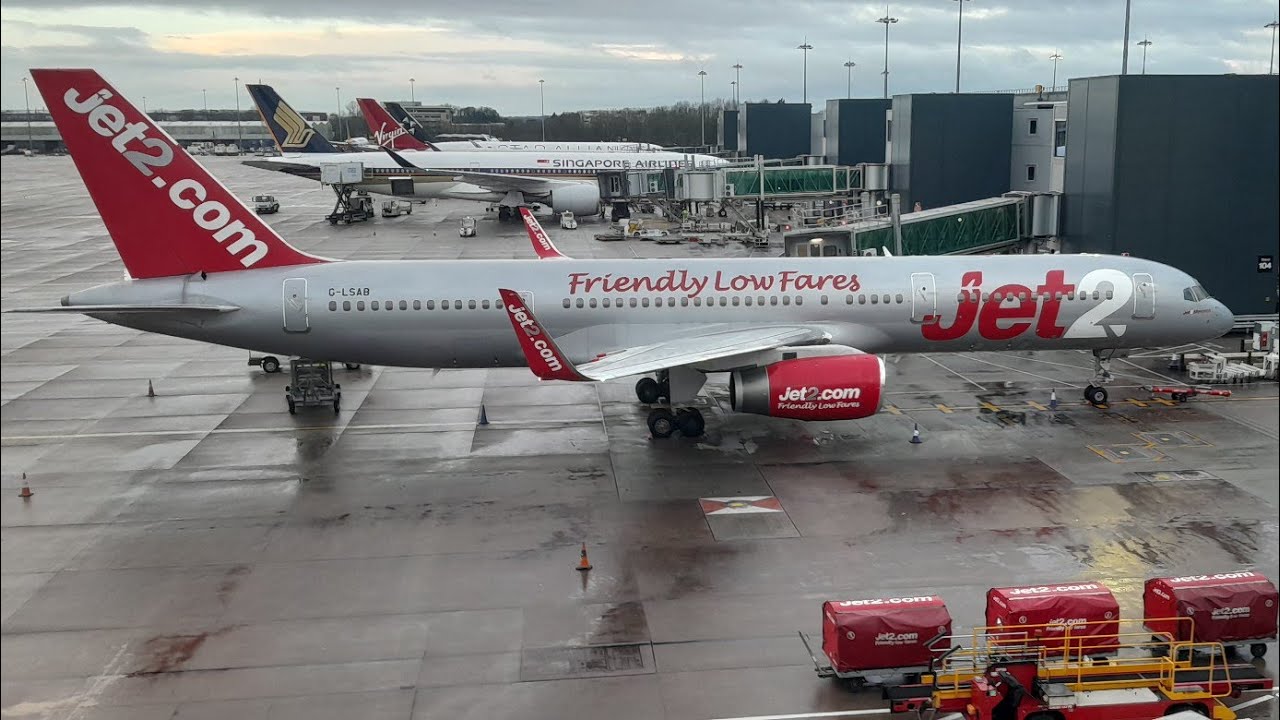 Jet2 757-200 Trip report Manchester - Tenerife South G-LSAB (one of the ...