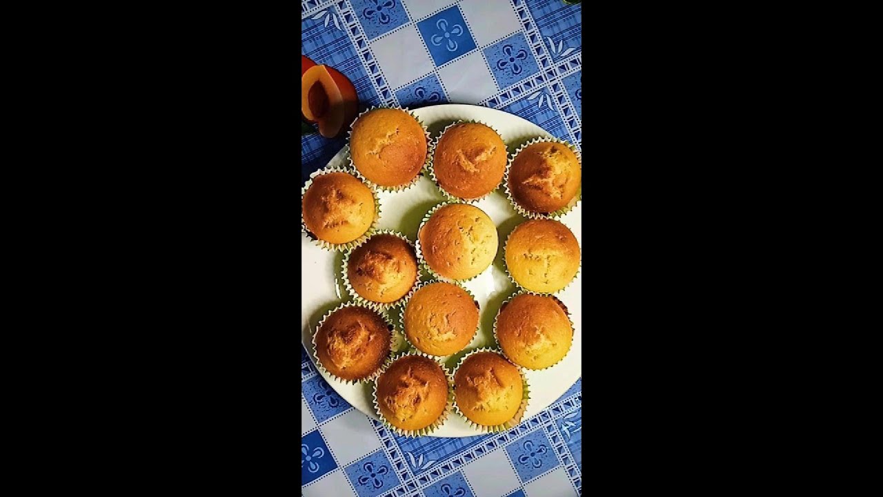 Perfect and Fluffy Queen Cakes | Easy Vanilla Queen Cake Recipe for ...