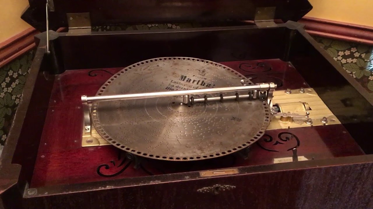 Mira music box - YouTube