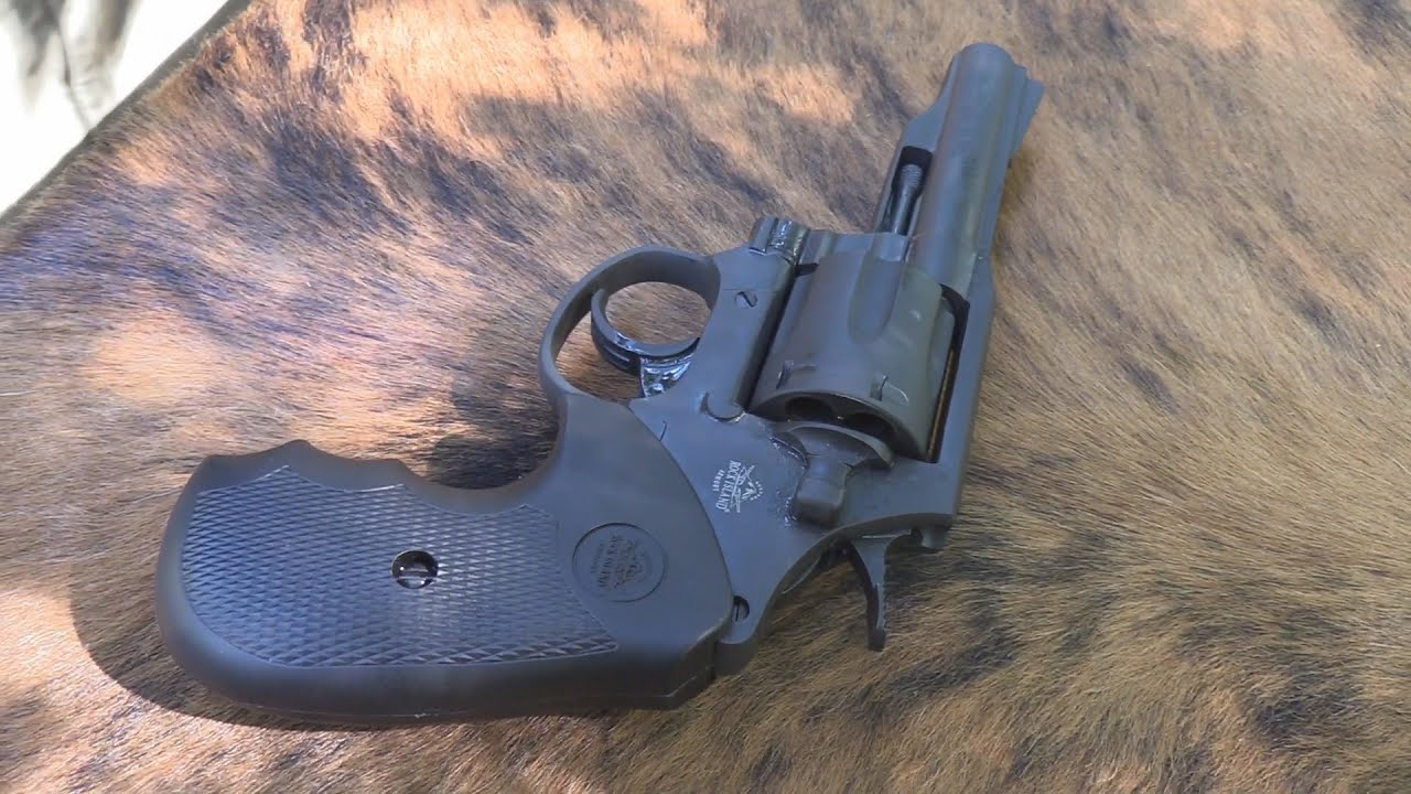 Rock Island Armory M200 Revolver - YouTube