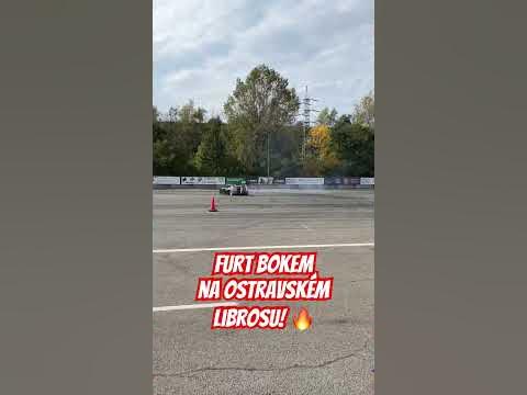 DJ LuckyBoy driftil v Nissanu 350Z s návštěvníky zážitkového dne na Librosu | Furt Bokem ...