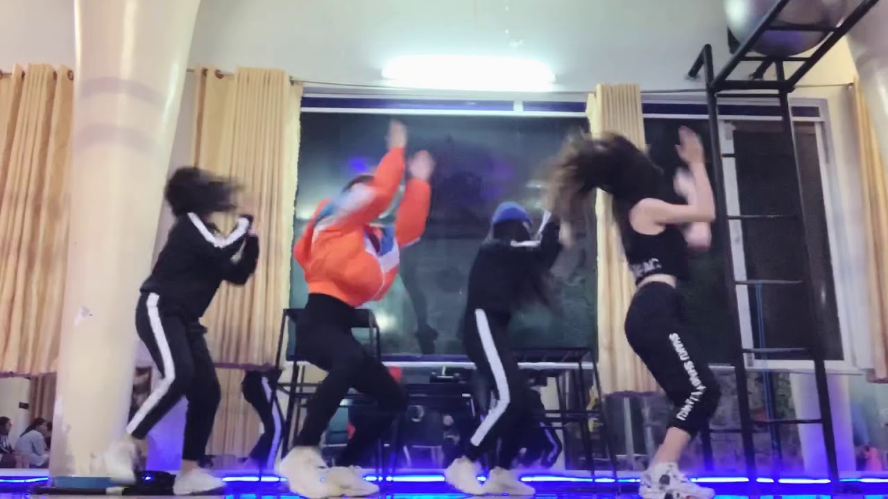 City Girls Twerk Ft Cadi B Dance Cover Team Xotit Xotit Youtube 0274
