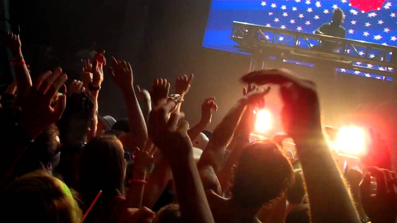 Identity Fest Dallas 2011 Rusko- Woo Boost - YouTube