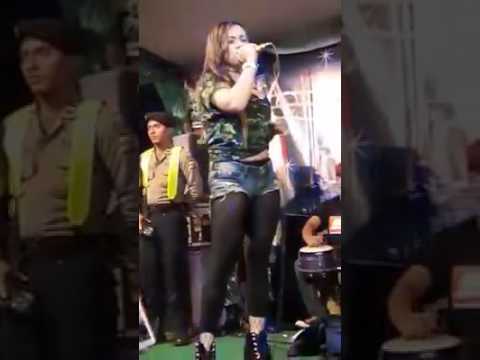 Loro Ati ~ Uut Selly