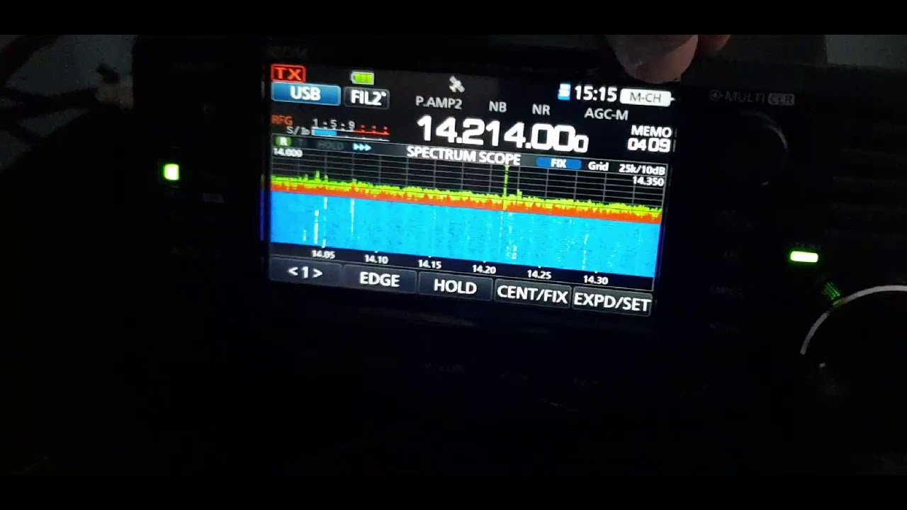 Icom IC705 selecting A and B vfo - YouTube