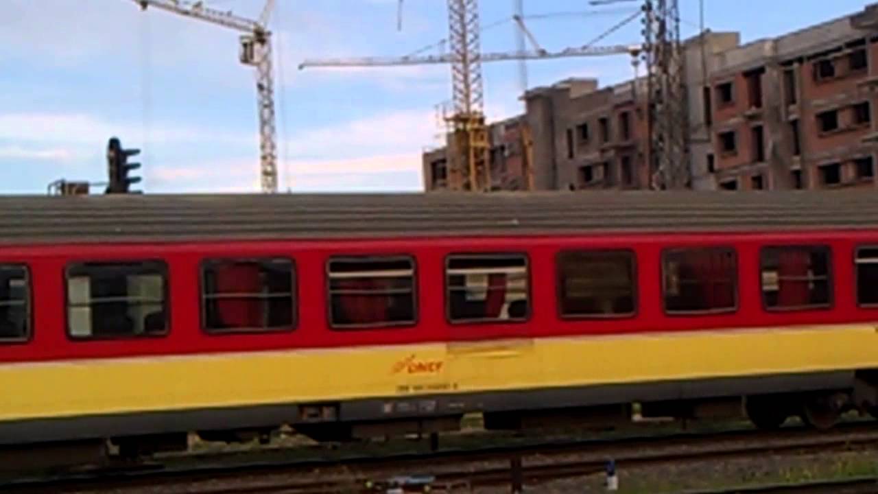 Trains ONCF - YouTube