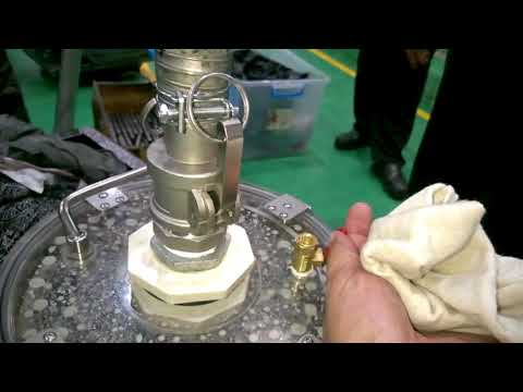 Coolant tank cleaner for chips - YouTube