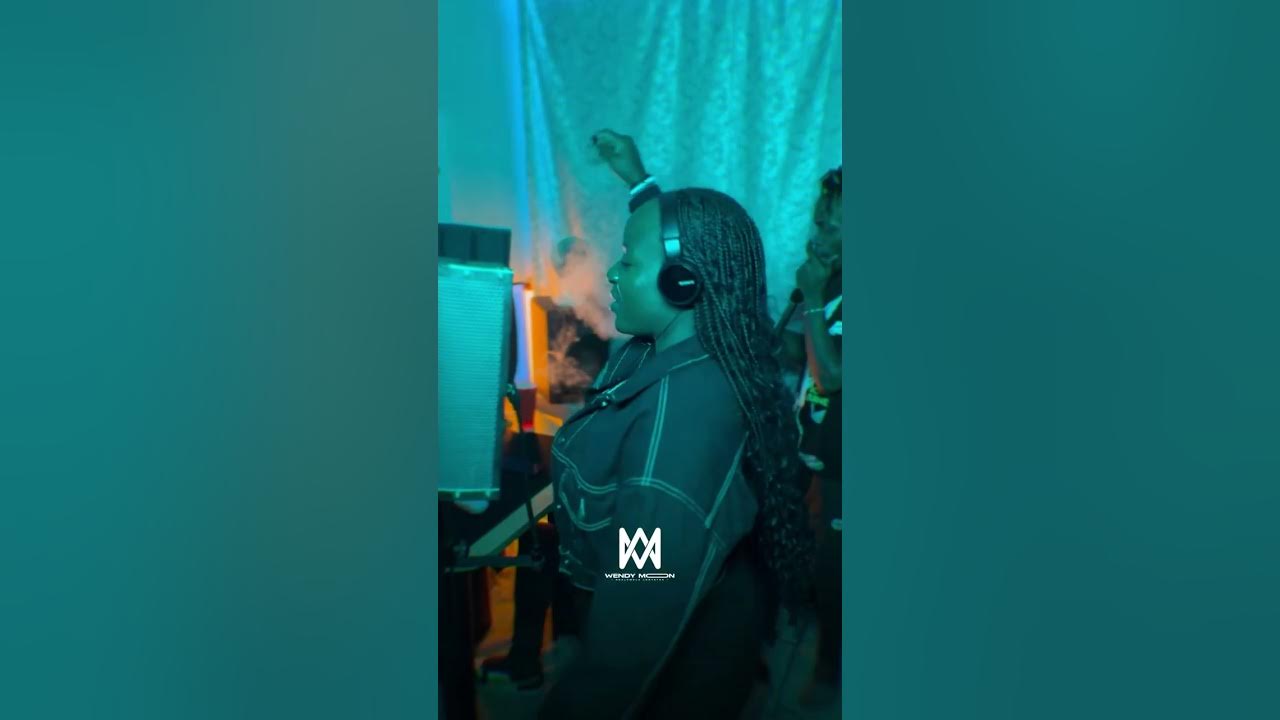 Wendy Moon x Janesh & Mr Diago - Dumelang Makompo - YouTube Music