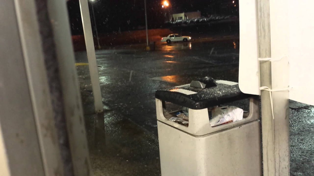 Snowfall in Macon, GA (January 28, 2014) - YouTube