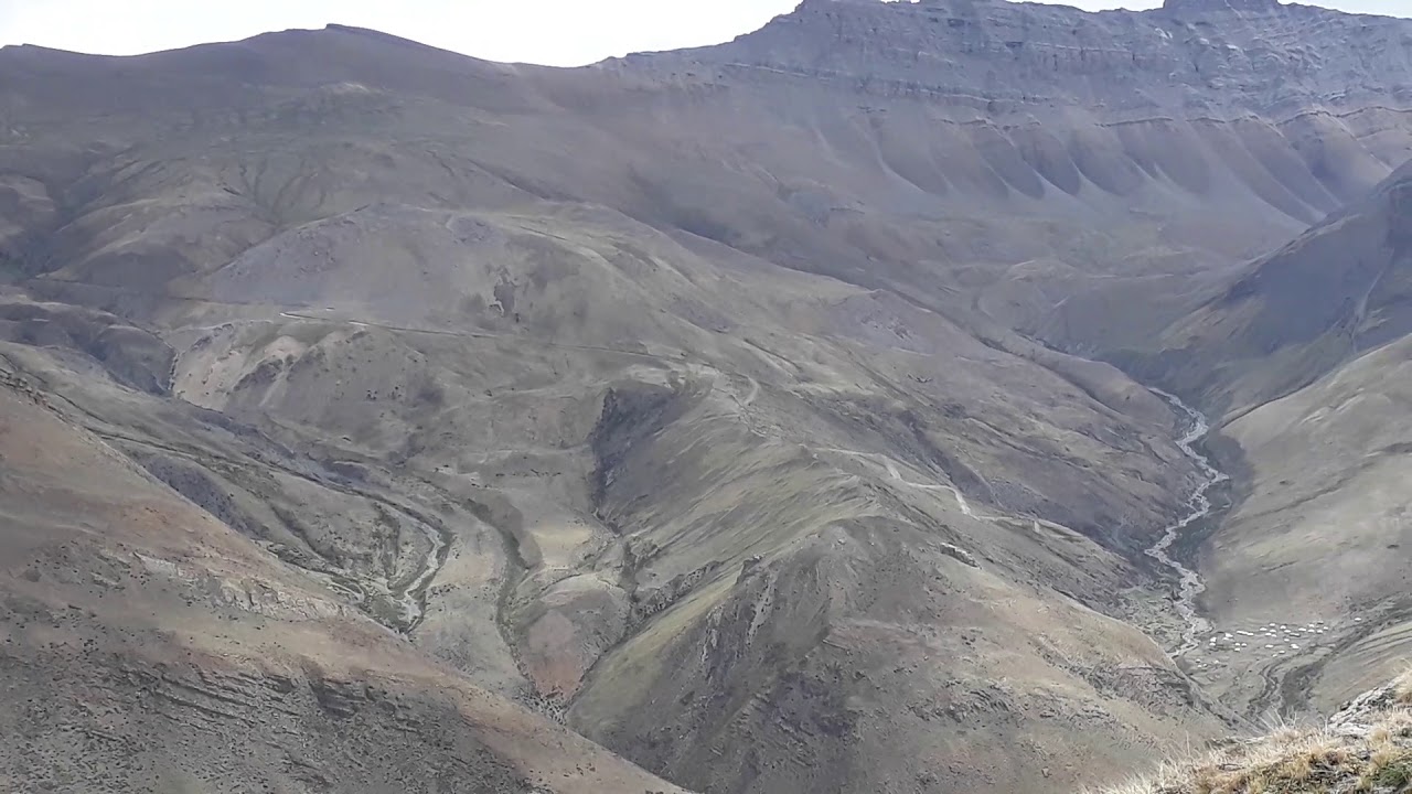 Awesome Aerial Shot of Dolpo Dho Tarap Valley - YouTube