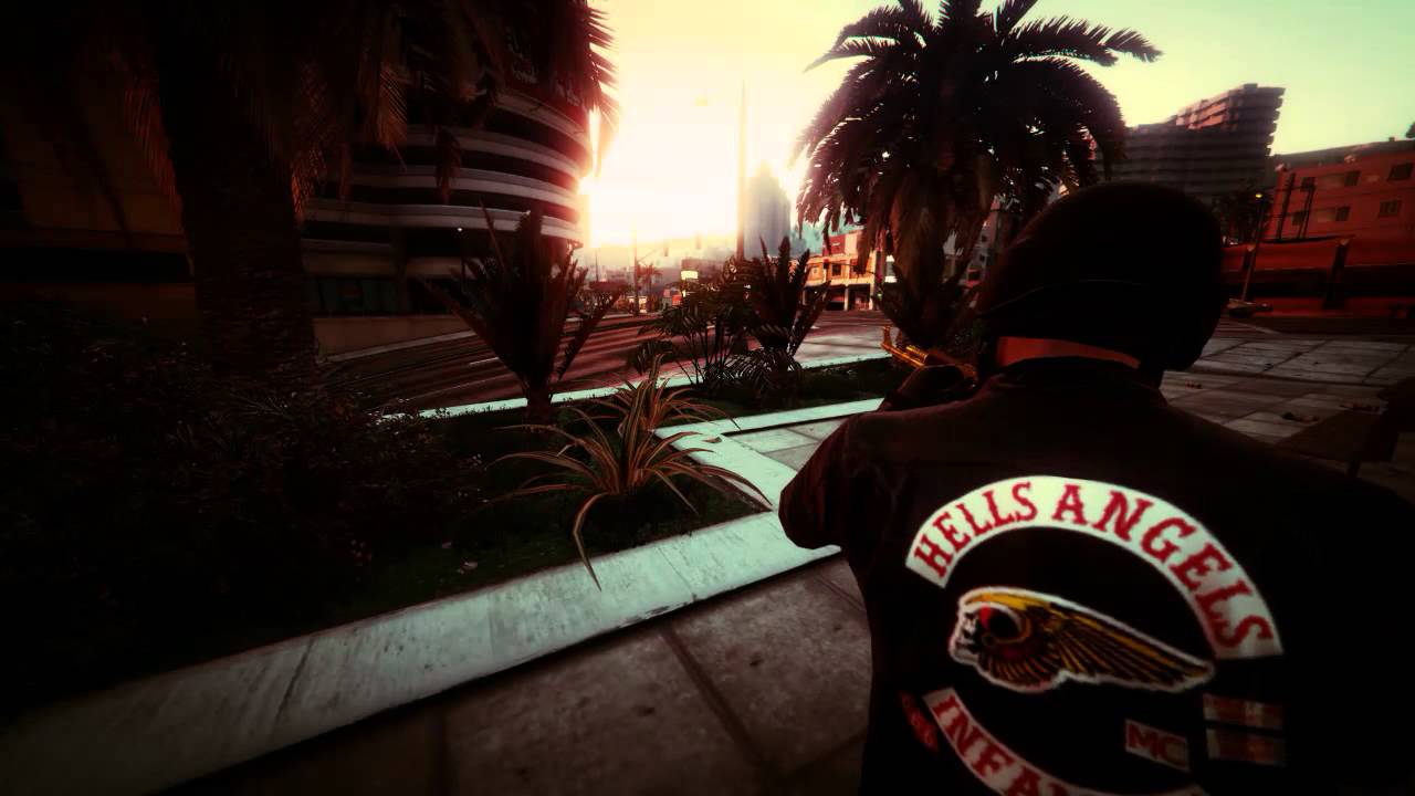 Filthy Few Laughing_Sam666 - YouTube