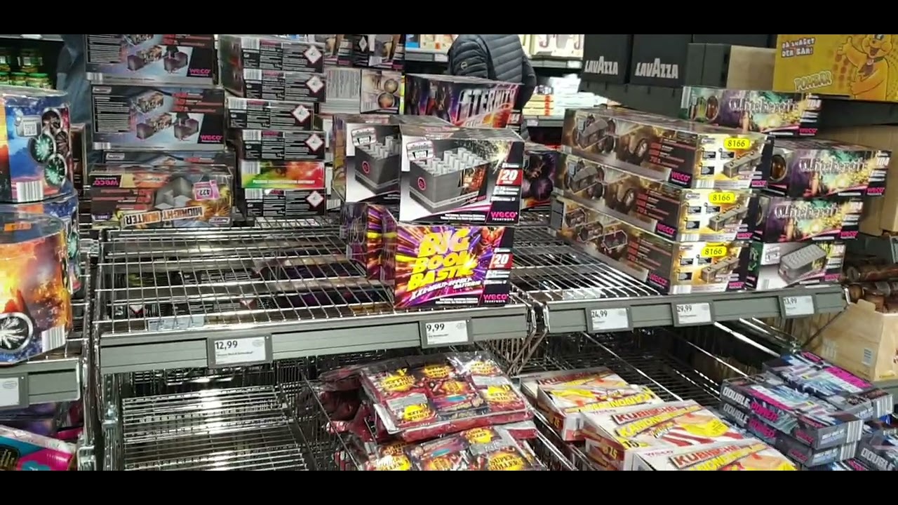 vuurwerk kopen aldi Duitsland - YouTube