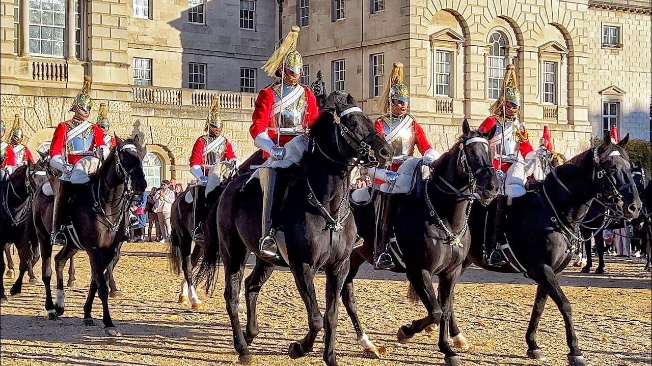 King's Guards at its Best...! - YouTube