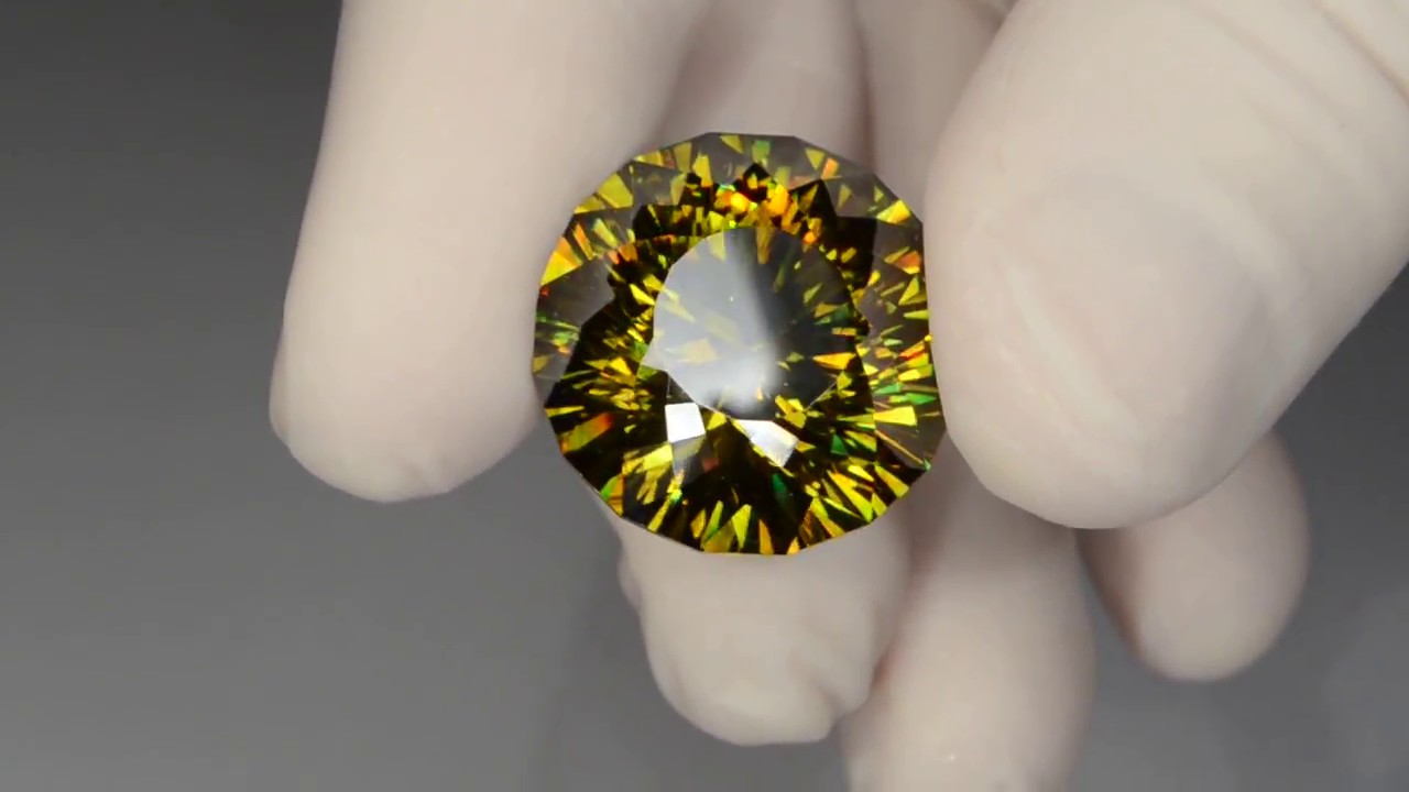 faceted green sphalerite - 44.73 ct - YouTube