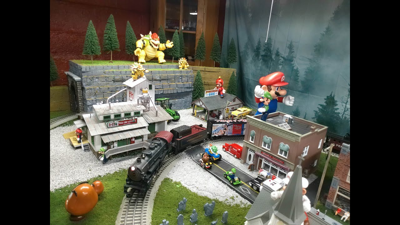Wonka Super Train vs Super Mario (Jonesboro Model Railroad) - YouTube