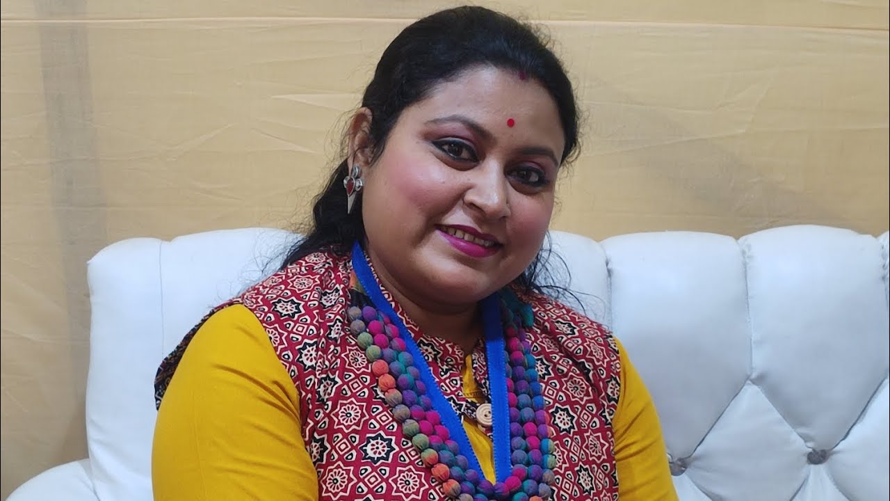 কুসুম দোলায় দোলে শ্যামরায়//Kusumo dolay dole shyamoray//রমা পাল ...