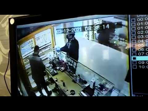Urfa'da kuyumcu soygunu kameraya yansıdı