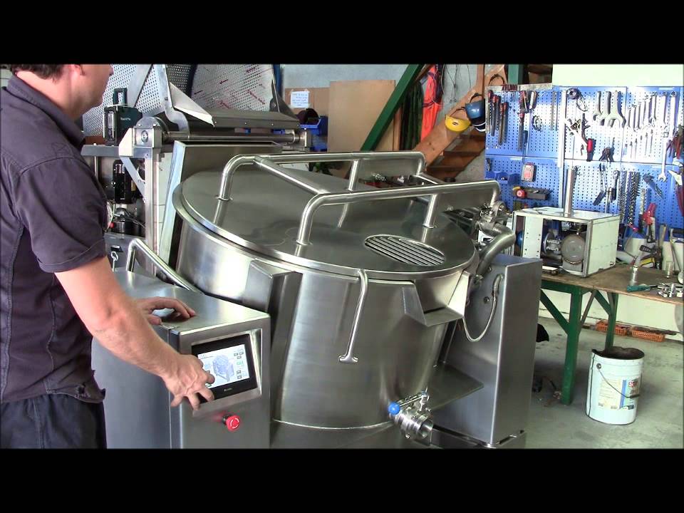 brat pan tilting and cooking agitation - YouTube
