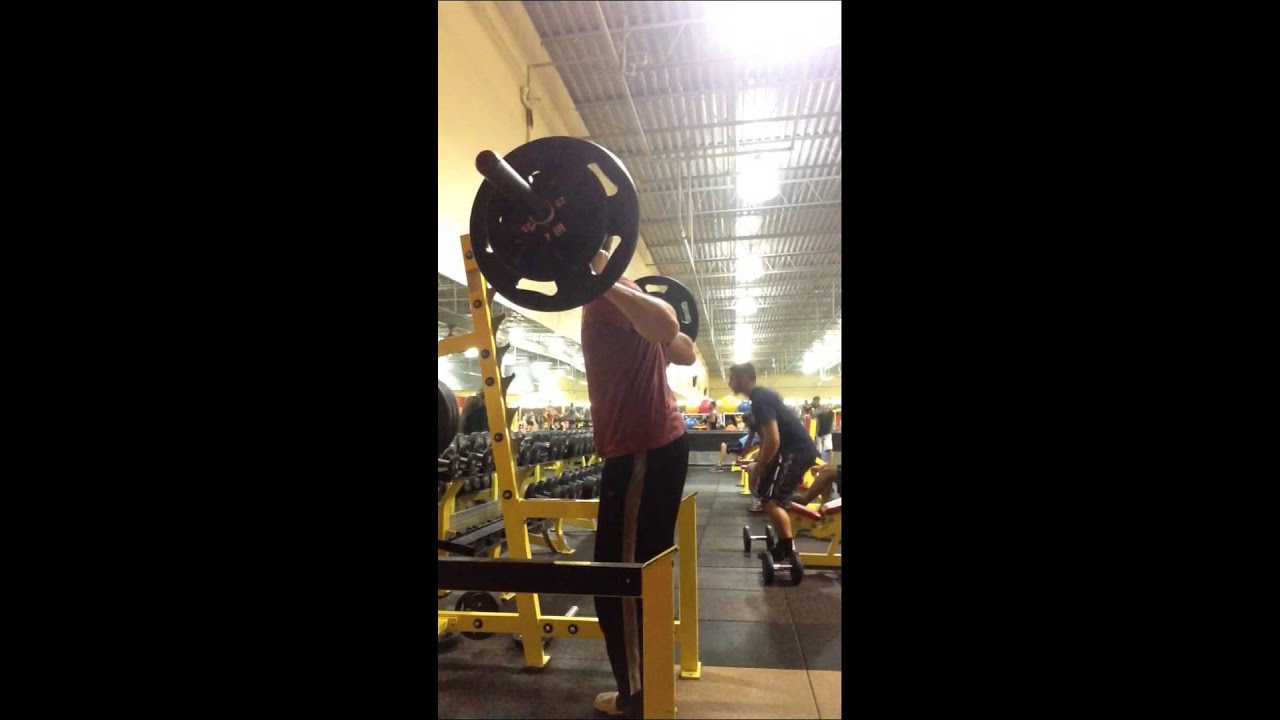 185 squat BAD FORM - YouTube
