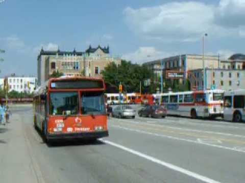 Rush hour arrivals in Ottawa Centre - YouTube