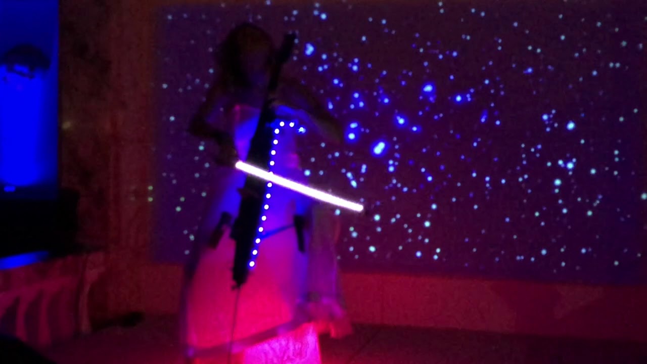 LED CELLO, Tänzer & DJ - YouTube