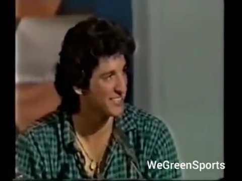 Moin Akhtar interview's Wasim Akram. #gothow - YouTube