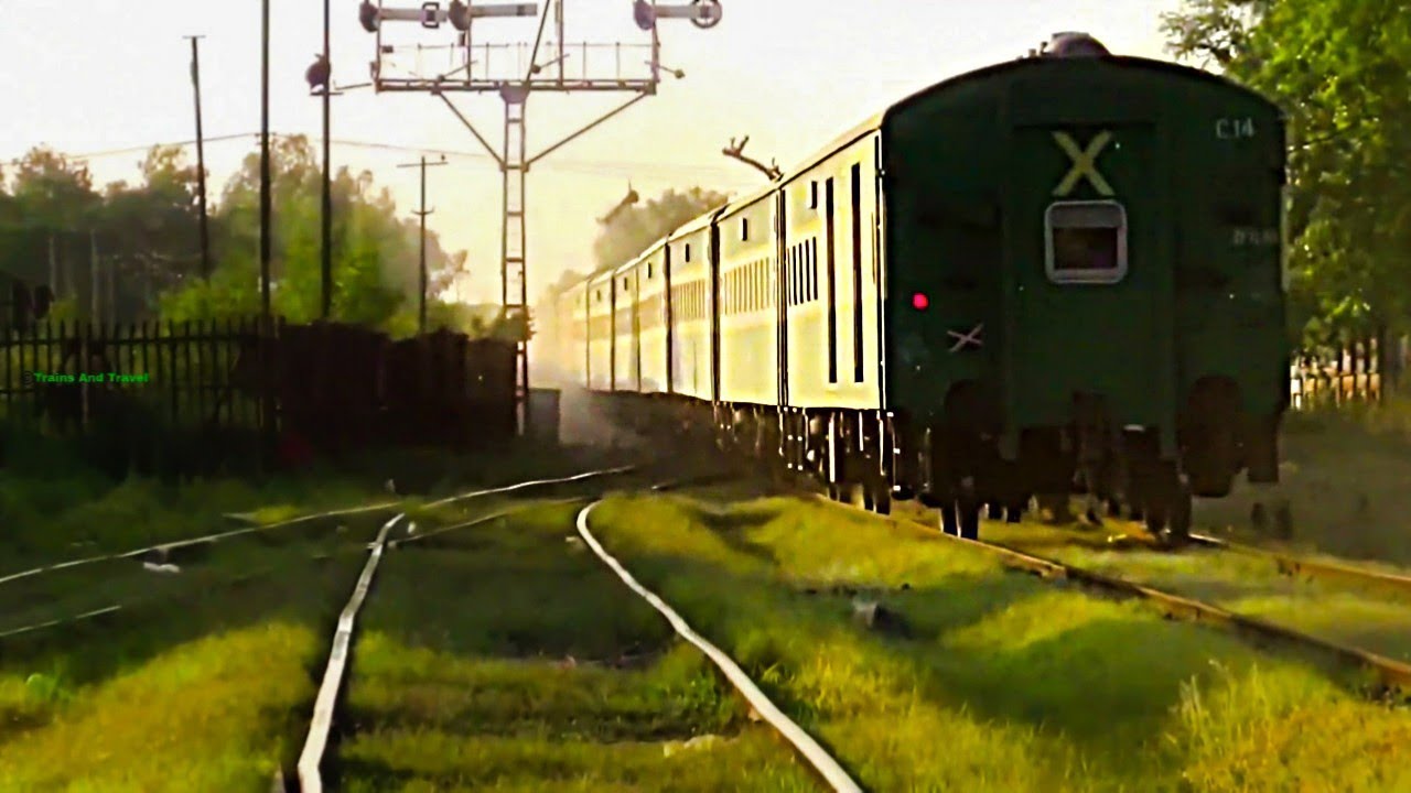 Green Line Express VVIP Luxury Train With Ziyang Caterpillar Universal ...