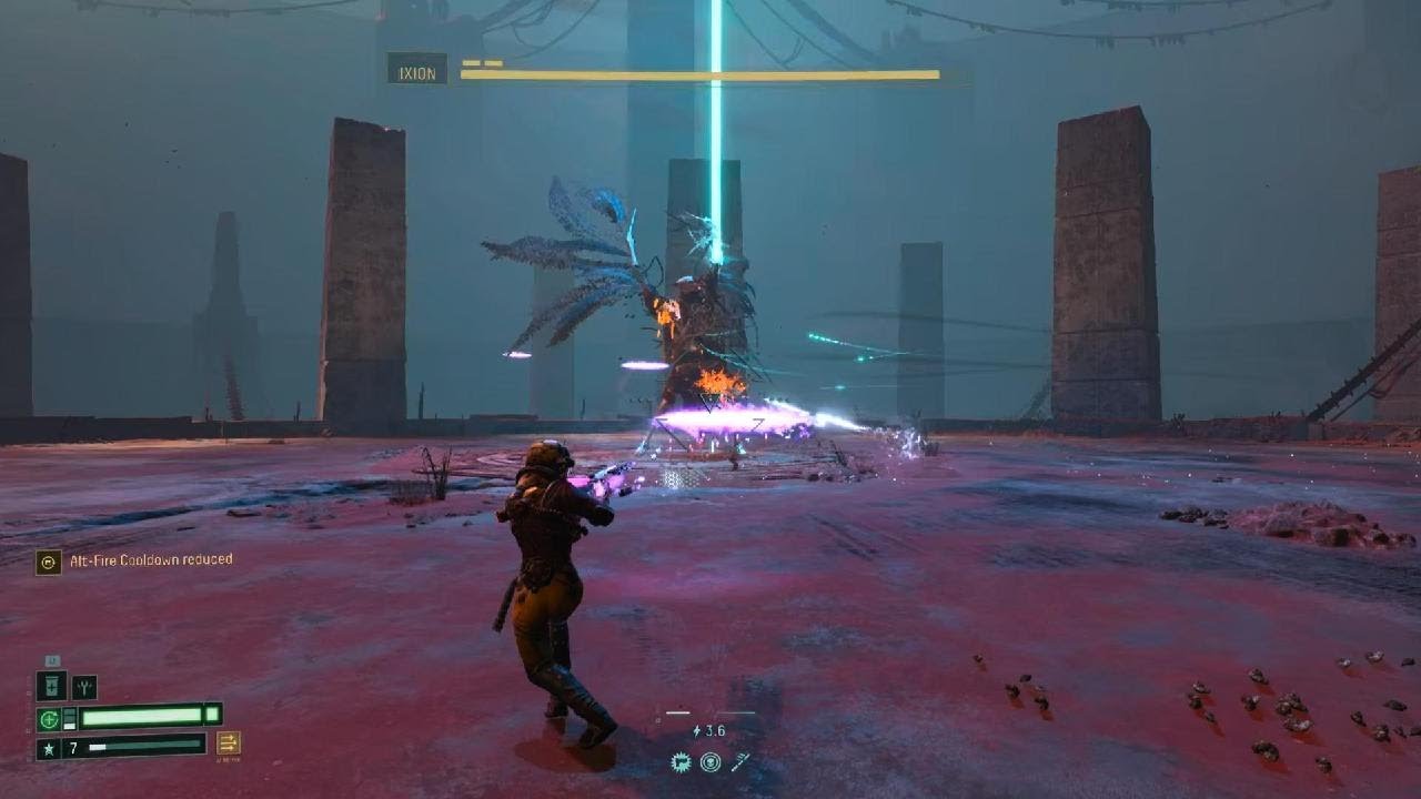 Returnal 2nd boss (finally) after 20 hr playing - YouTube