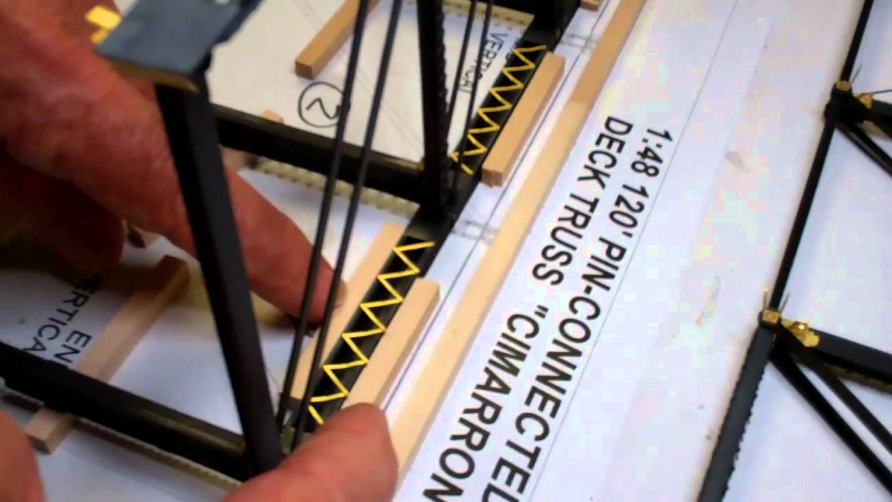 Part 8: Combining the two side chords with the upper and lower joists ...