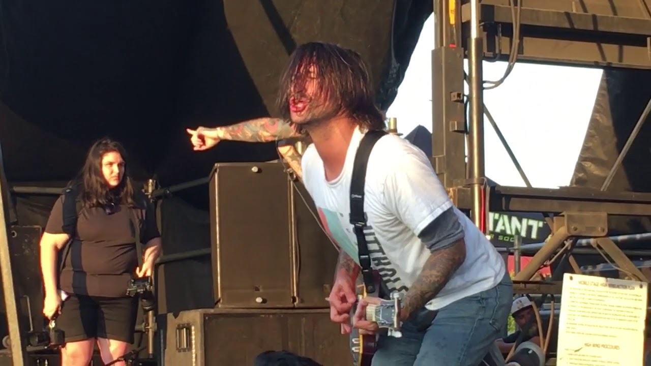 Jordan Buckley every time I die warped 2018 - YouTube