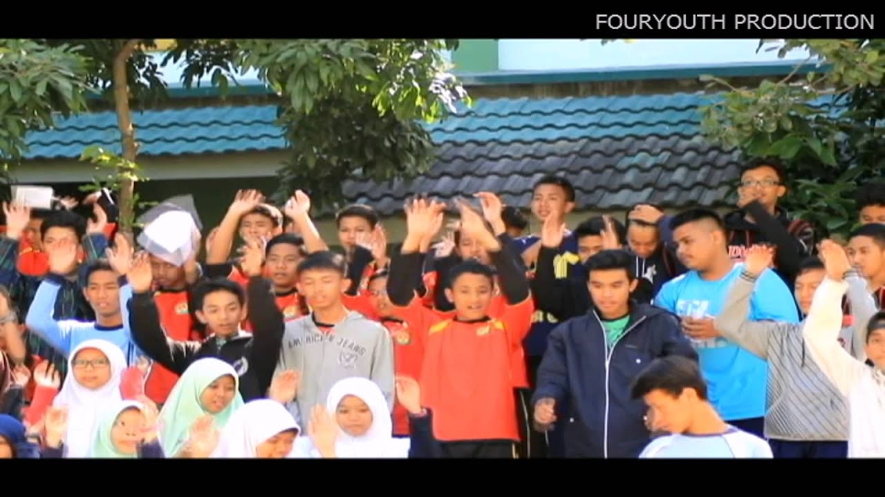 MAN 3 YOGYAKARTA - Latihan Suporter - YouTube