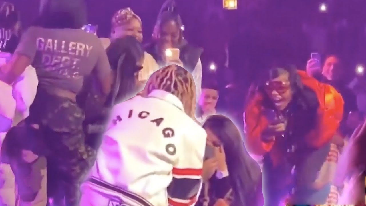 Lil Durk Proposes To His Girlfriend India Royale On Stage - YouTube