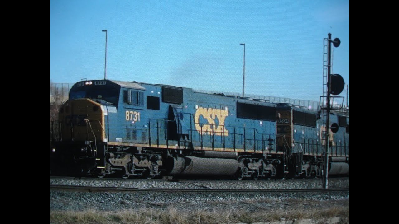 CSX EMD's Past Ravens Football Stadium - YouTube