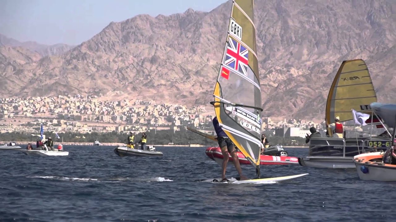 2016 RS:X World Windsurfing Championships - Day 2 - YouTube
