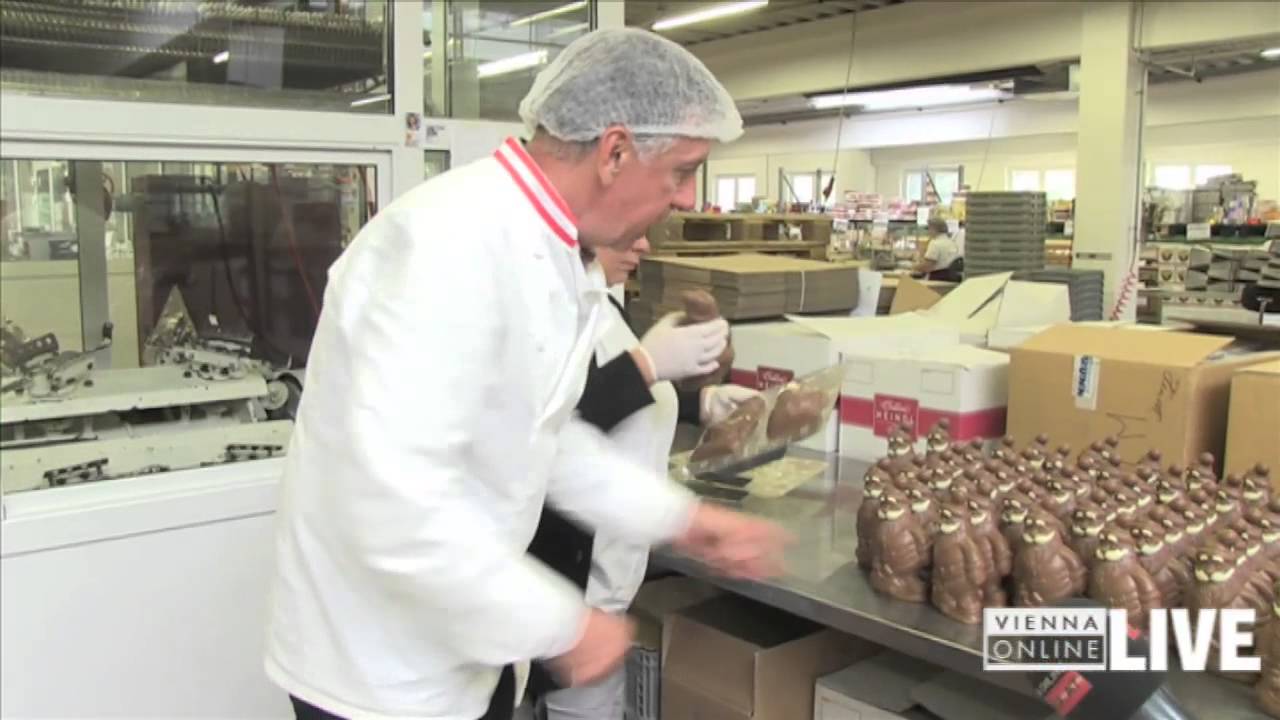 VIENNA.AT besucht die Confiserie Heindl - YouTube