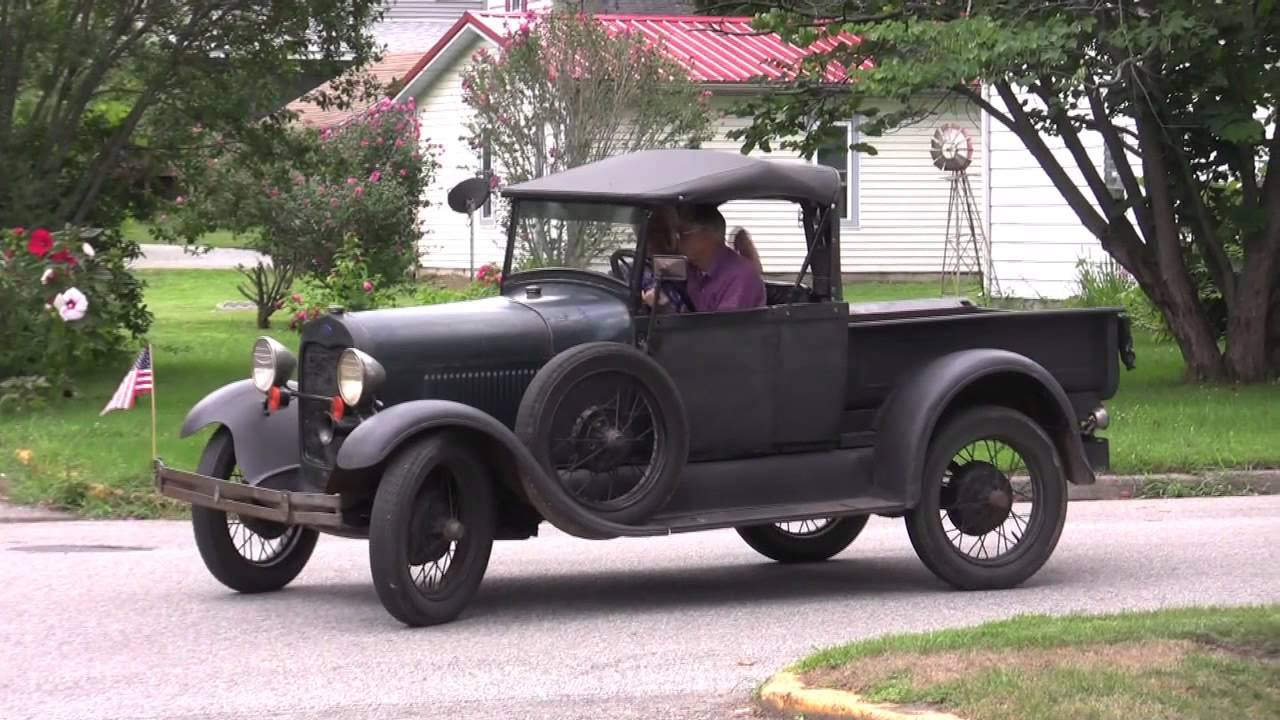 Neighbors: Bud and Nancy Hopper - YouTube