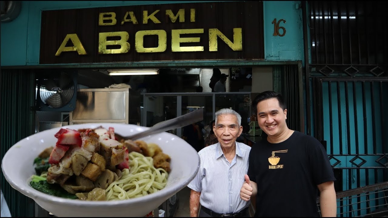 BAKMI LEGENDARIS DI GANG KELINCI PASAR BARU, BAKMI ABOEN - YouTube