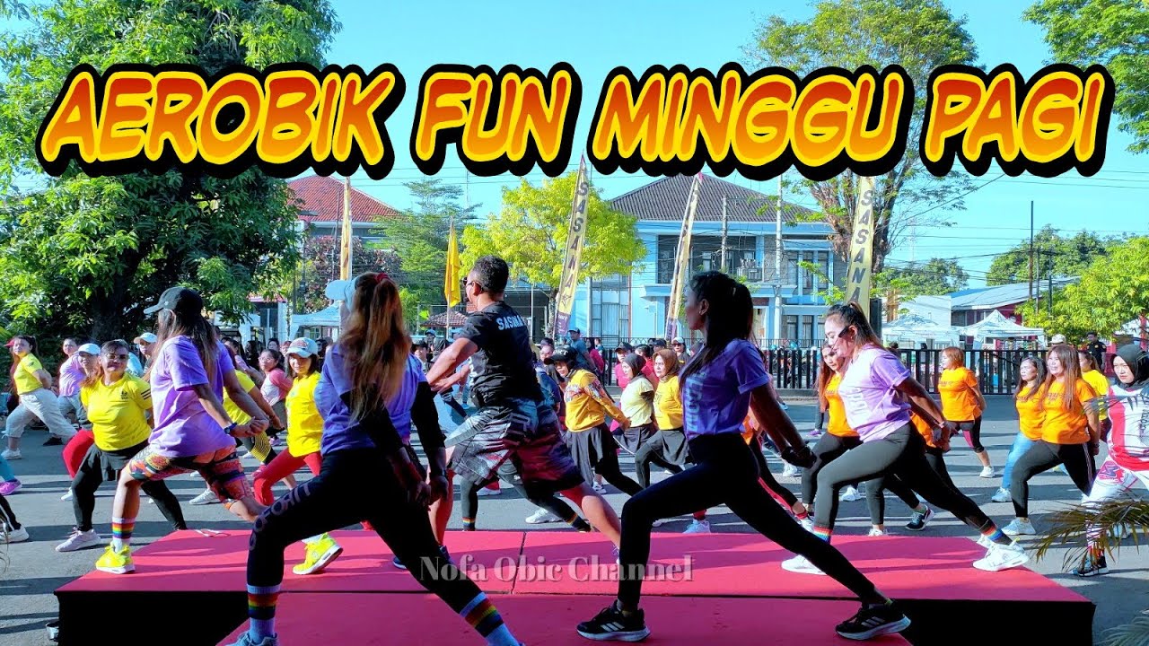 Aerobic Fun Senam Lapangan Minggu Pagi - YouTube