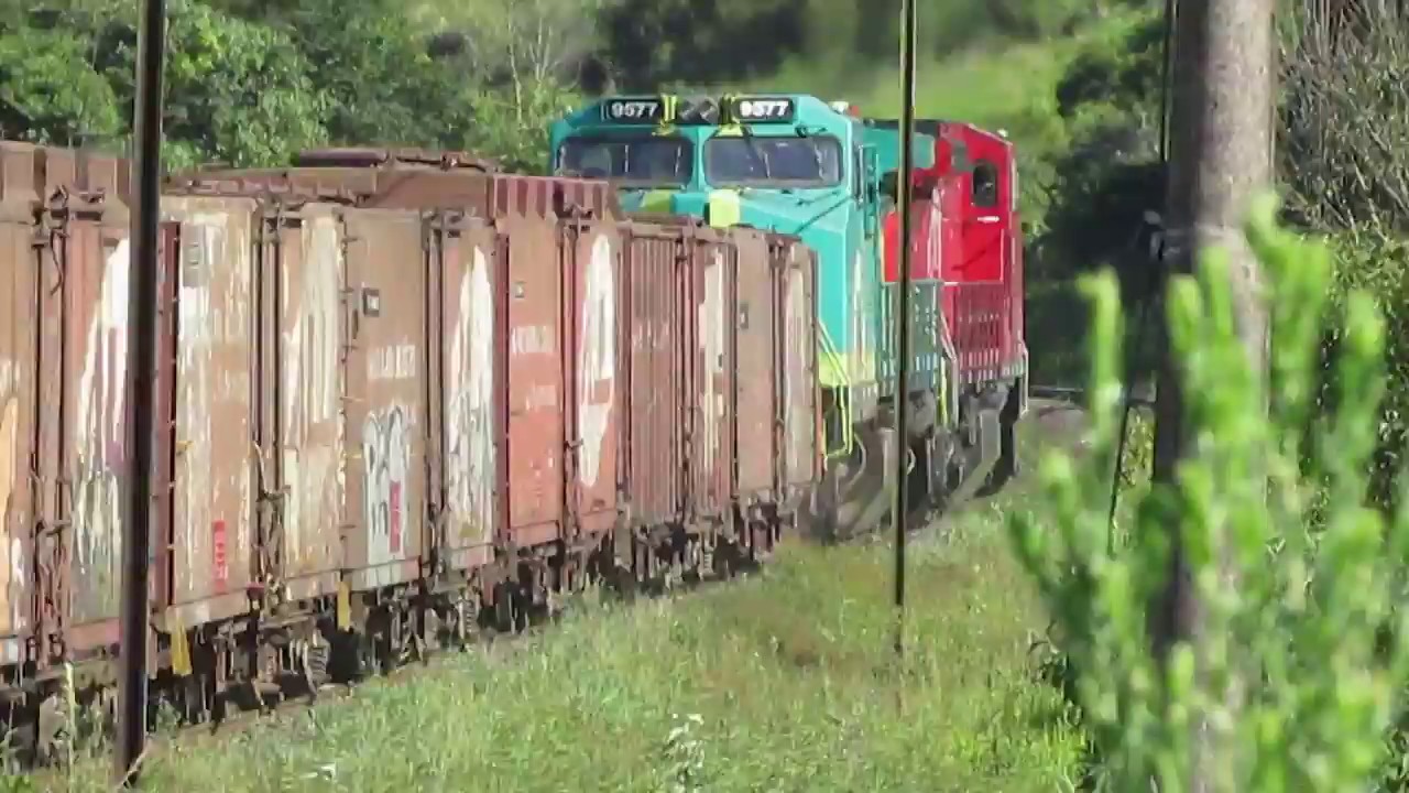 Trem M43 com dupla de DASH-9 #8303 ALL e #9577 BRADO - YouTube