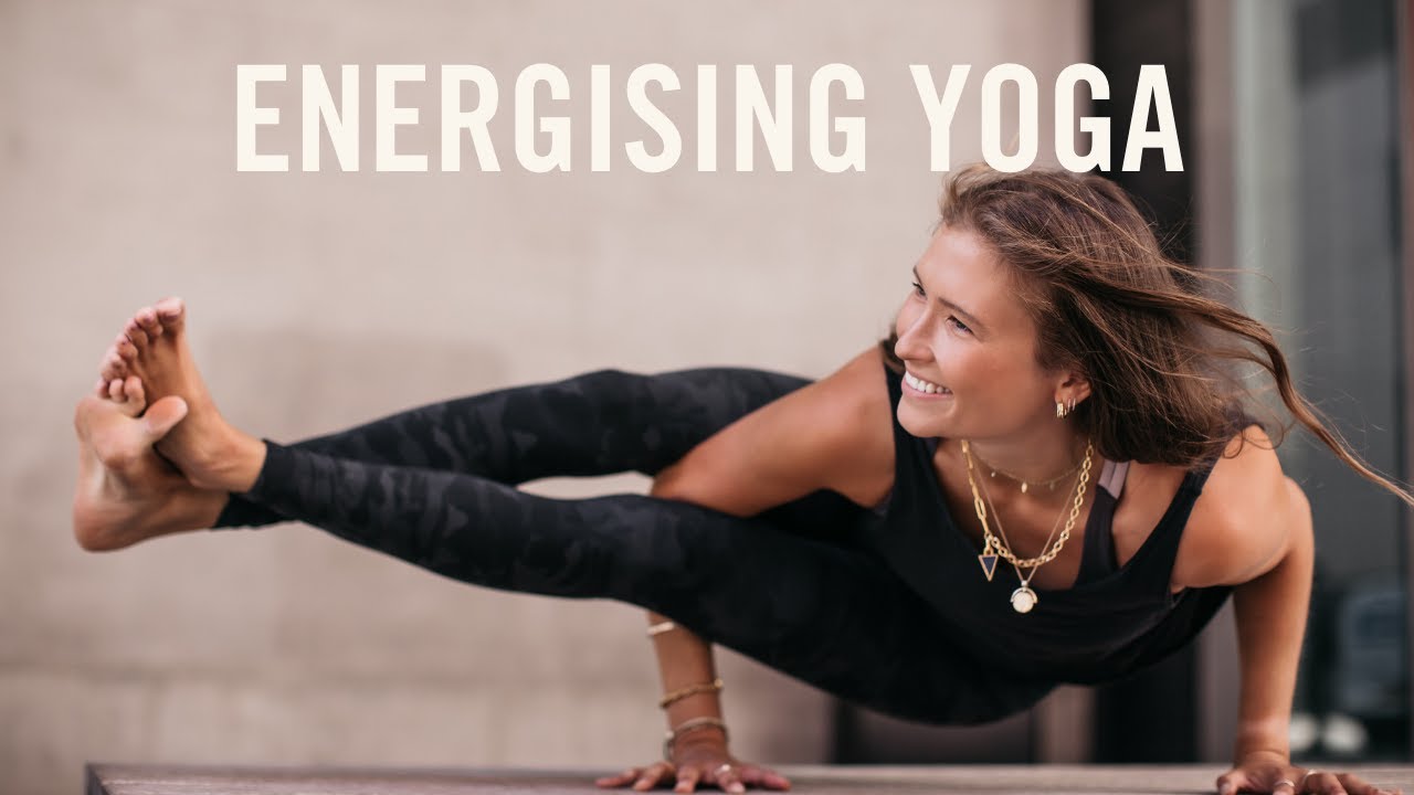 45 MINUTE ENERGISING YOGA | Daily Dose: Saturday Yoga Flow | Annie ...