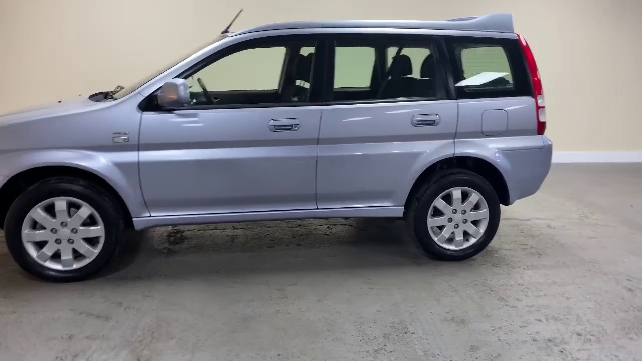 2004 Honda HR-V 1.6 i-VTEC MANUAL 4WD 3 OWNERS 34K GOOD SERVICE HISTORY ...