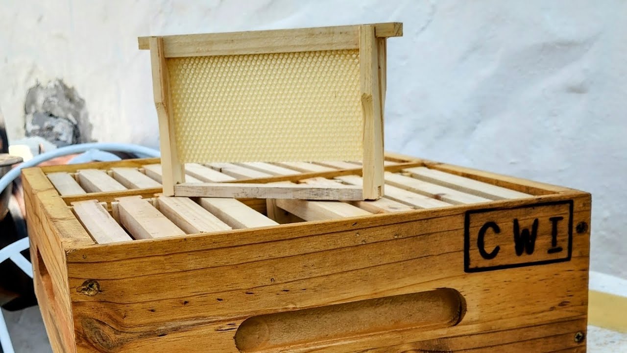 Adding a small frame honey super - YouTube
