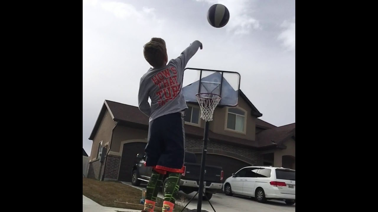 Basketball Trick Shots part1 - YouTube
