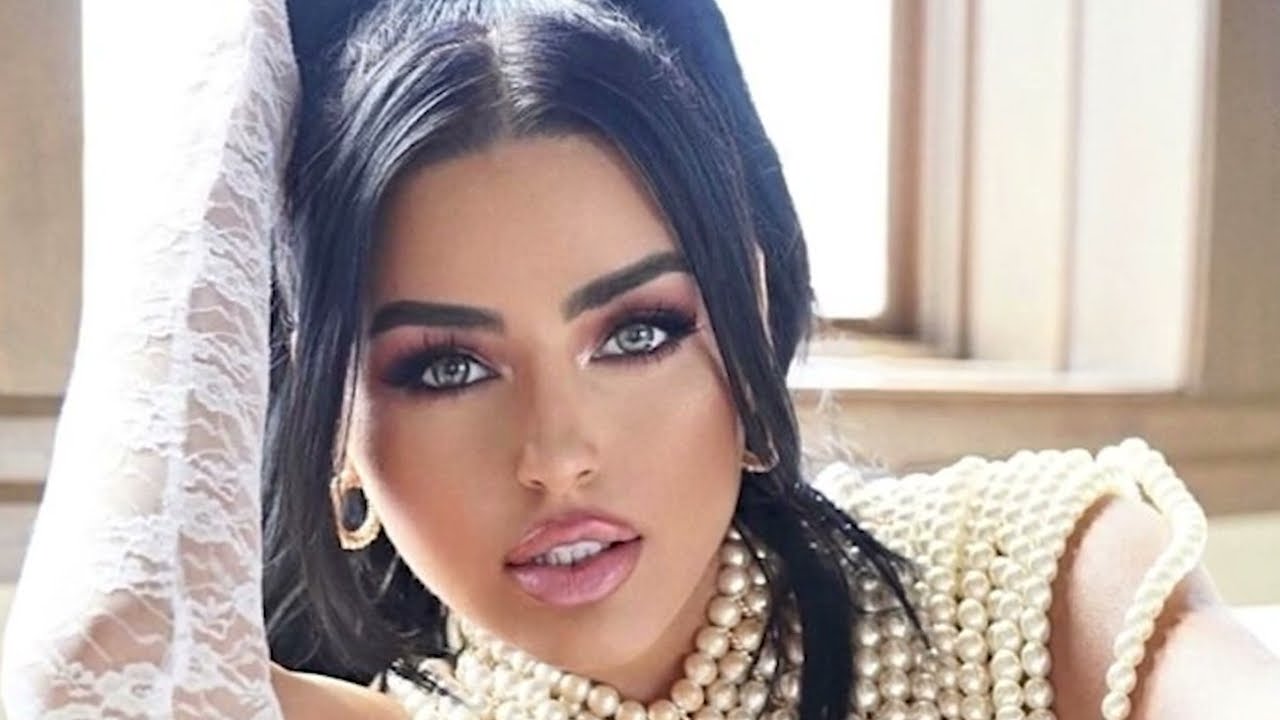 BEAUTIFUL CELEBRITY MODEL ABIGAIL RATCHFORD SWIMSUIT LINGERIE MODEL ...