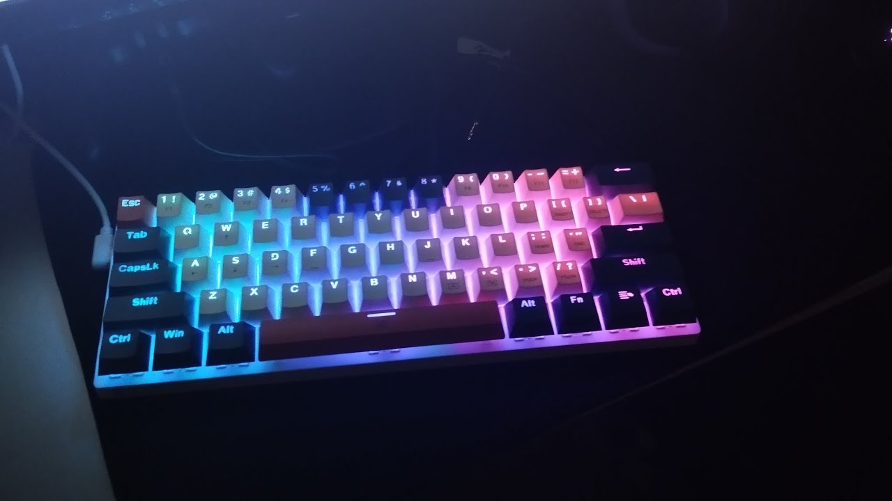 O melhor teclado mecânico barato! k500 b61 mini - YouTube